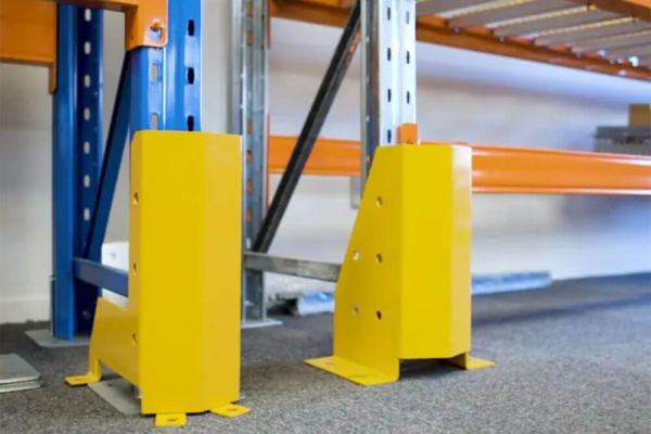 Mracking Pallet Rack Guards and Upright Protectors For Sale